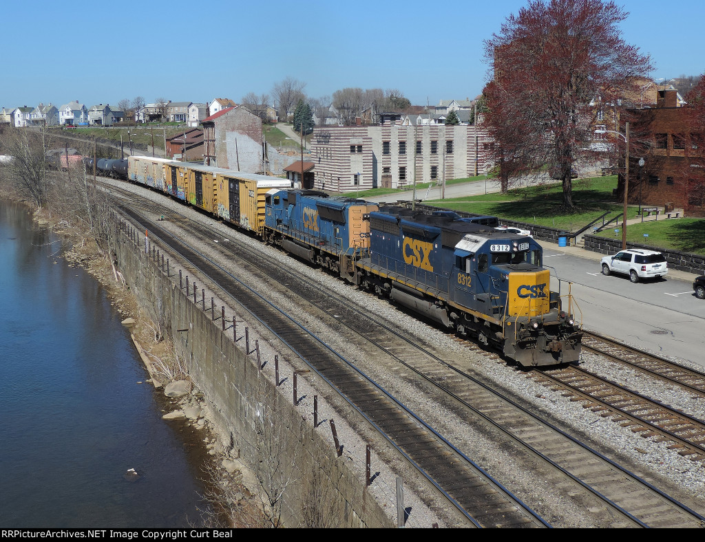 CSX 8312 and 4750 Q388-25 (3)